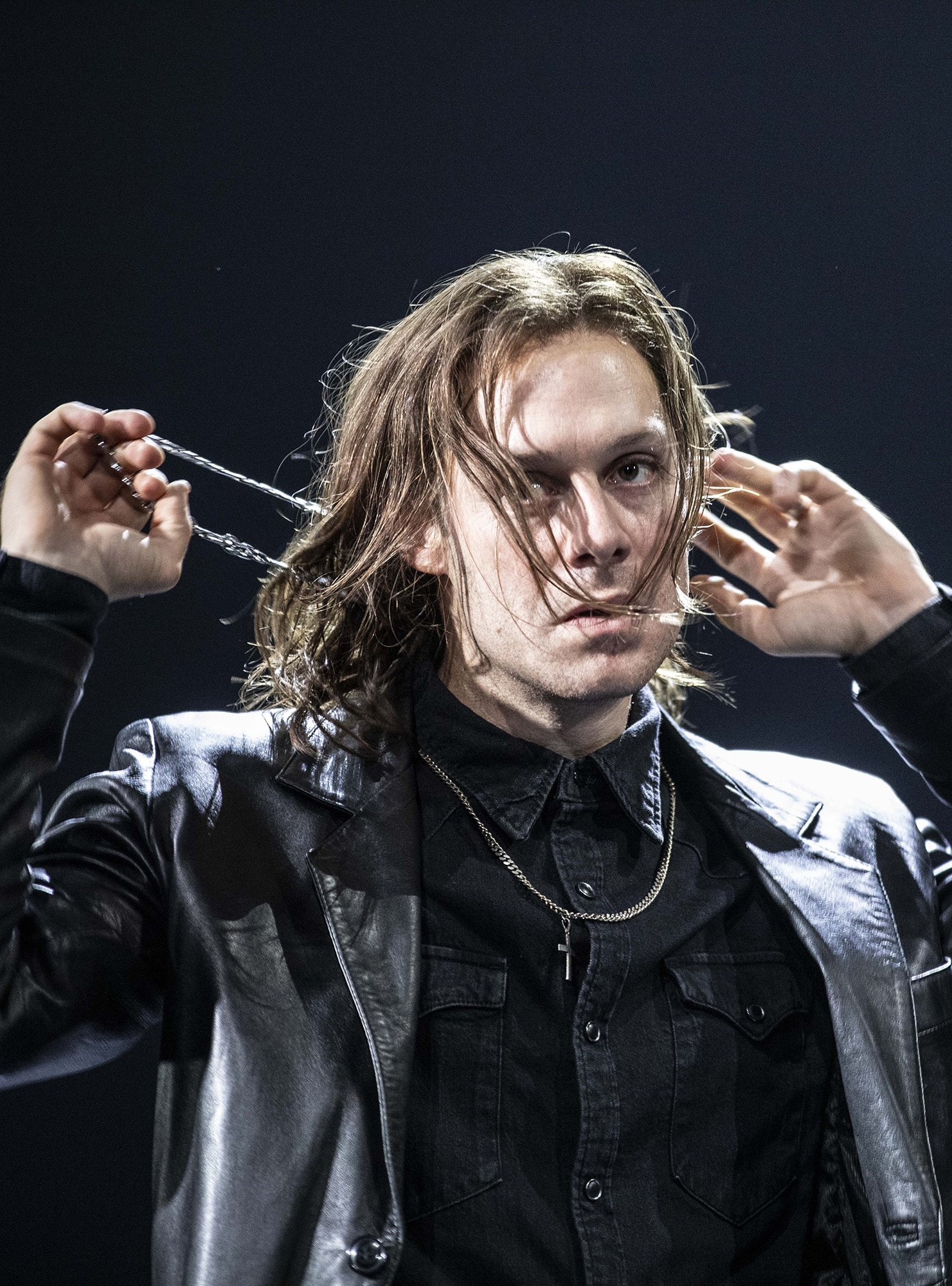 Christophe Montenez retrouve «Le petit maître corrigé» à la Comédie ...